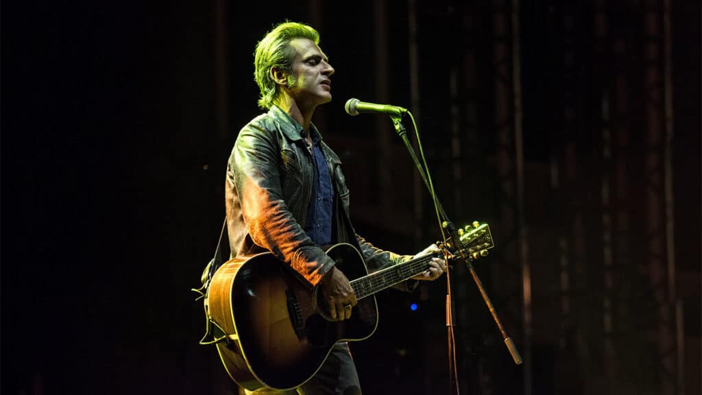 Teoman Kimdir? Müzik Kariyeri ve Yaşamı - Biletino Blog